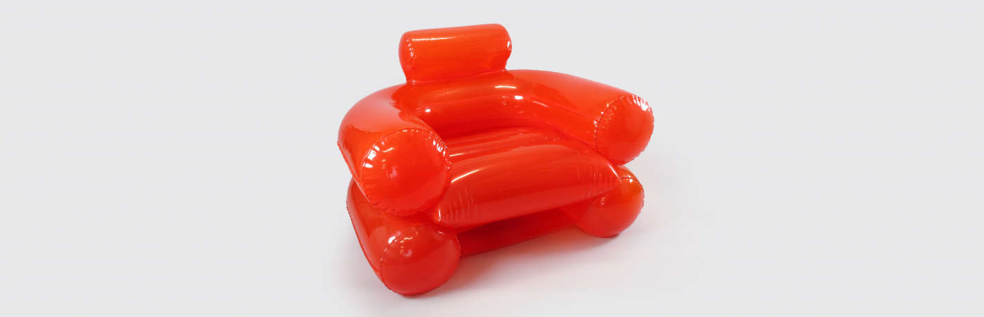 Red de plastics! | Design Museum Gent
